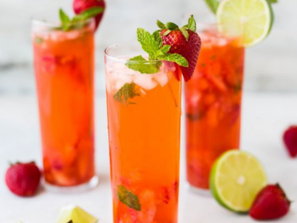 17 Fabulous Non-Alcoholic Cocktail Recipes for the Social Non-Drinker